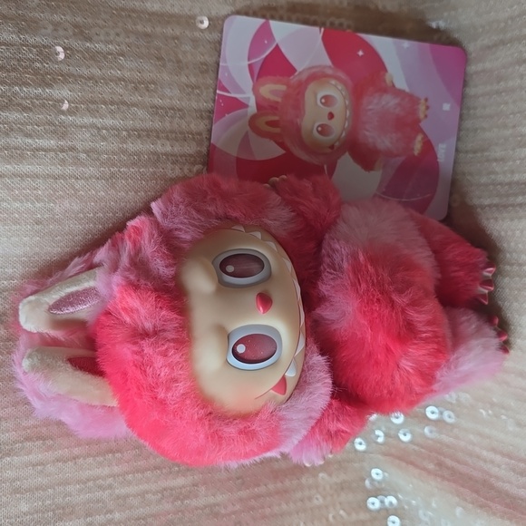 Labubu | Accessories | Labubu Big Into Energy Love V3 Red Pink New With ...